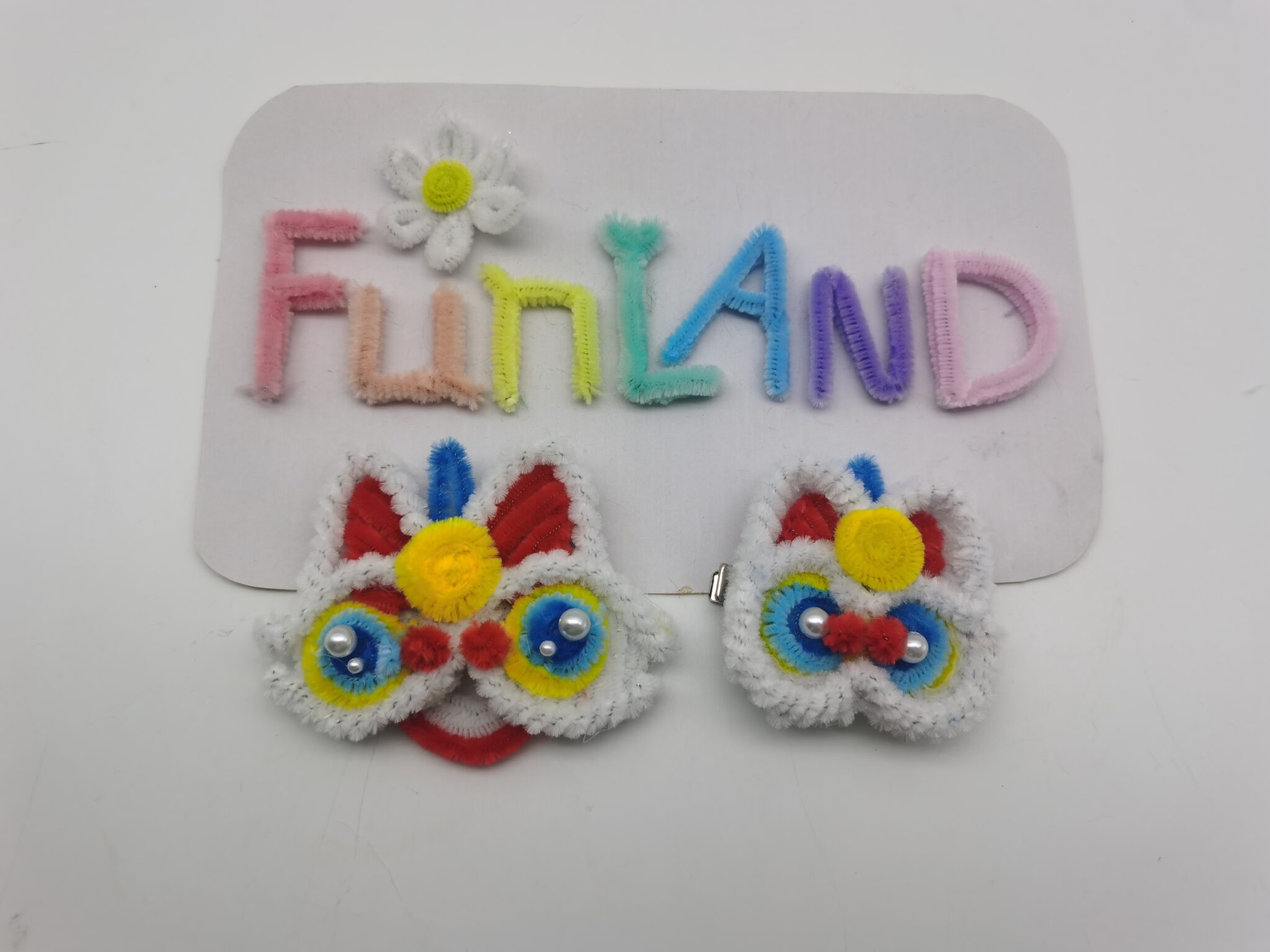 How to make pipe cleaner Chinese dancing lions-Sister Lion Leading ...